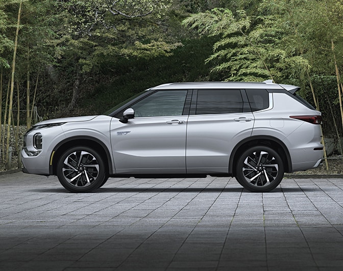 2023 Mitsubishi Outlander PHEV Release Date, Specs & Dimensions