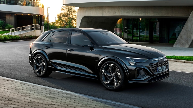 Audi e tron colors store