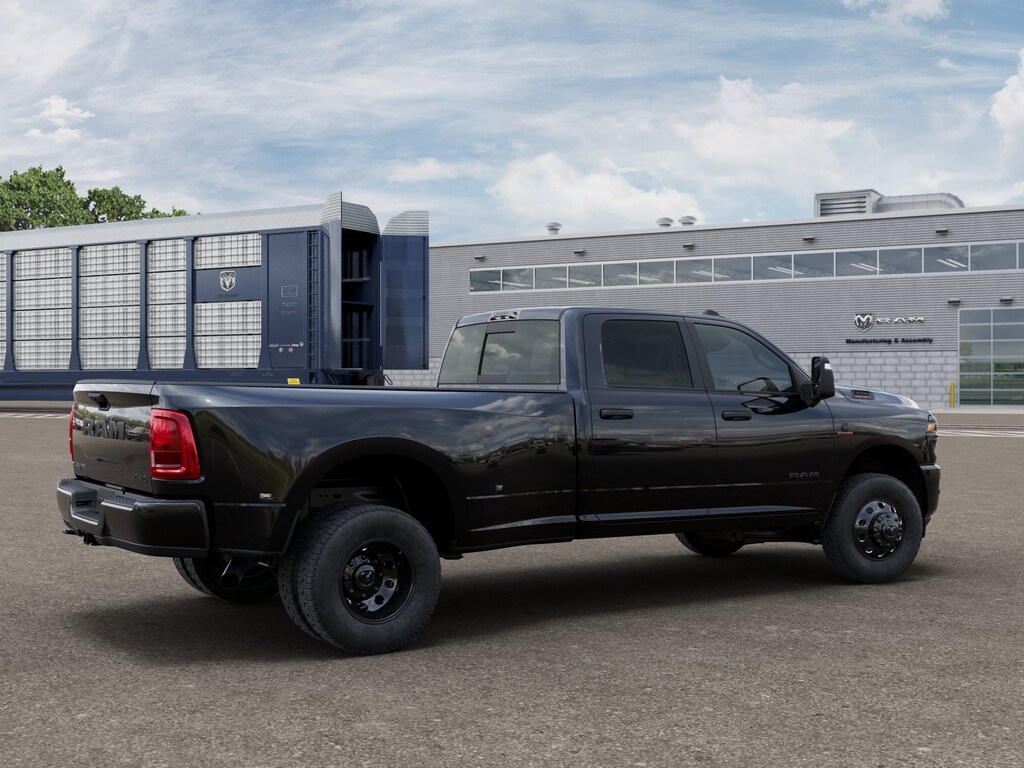 2026 Ram 3500 LONE STAR CREW CAB 4X4 8' BOX Pickup Diamond Black ...