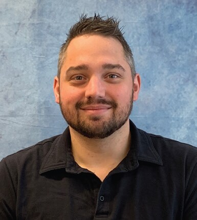 MEET OUR TEAM | Hallada Chevrolet