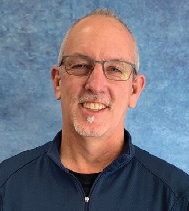 MEET OUR TEAM | Hallada Chevrolet