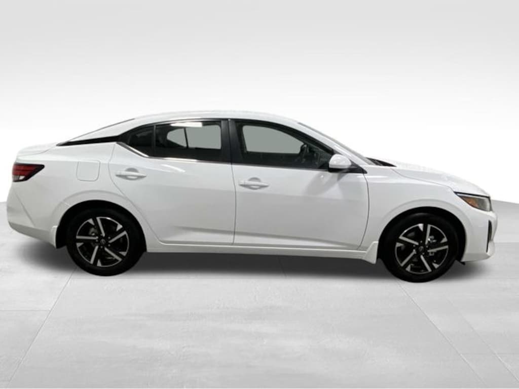 New 2025 Nissan Sentra For Sale at Hallmark Nissan | VIN: 3N1AB8CVXSY335301