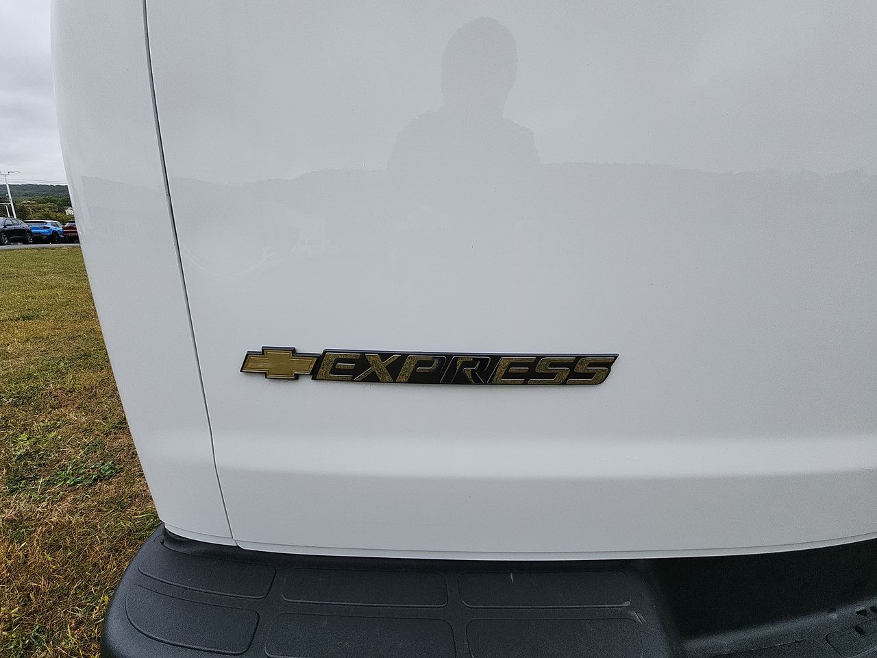 Carbravo 2022 Chevrolet Express Passenger 3500 For Sale at Carbravo 2022 Chevrolet Express Passenger 3500 For Sale at