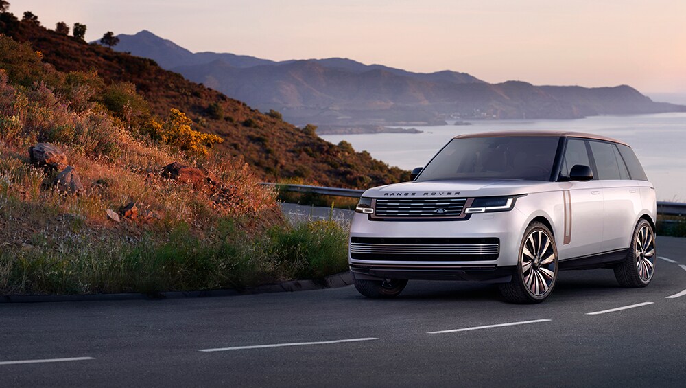Range rover on road price store