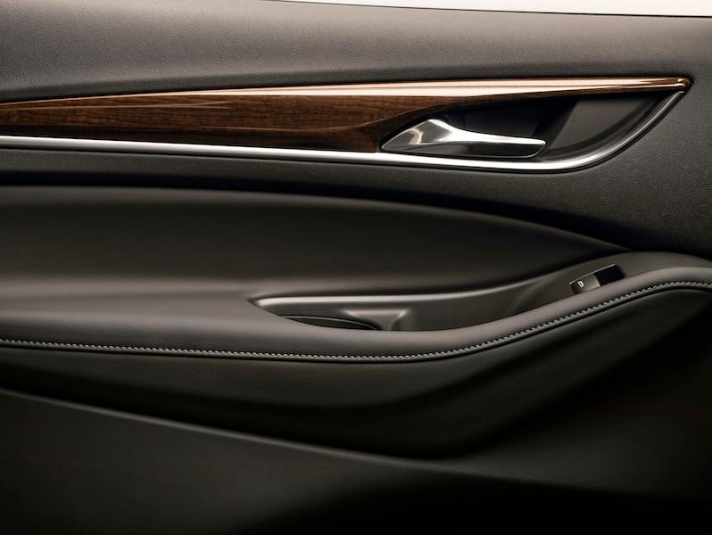 BUICK ENCLAVE VS HONDA PILOT | JACKSONS CHEVROLET GMC