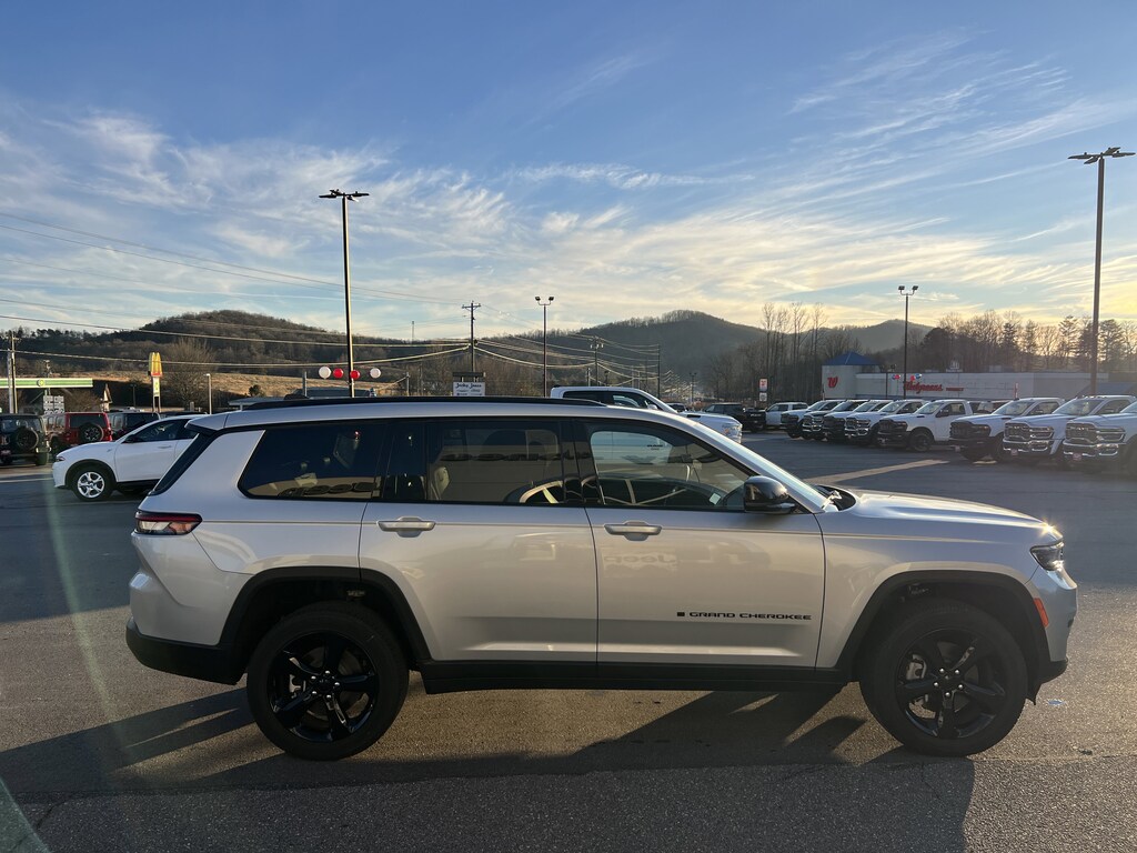 Used 2025 Jeep Grand Cherokee L Altitude X For Sale in Hayesville NC ...