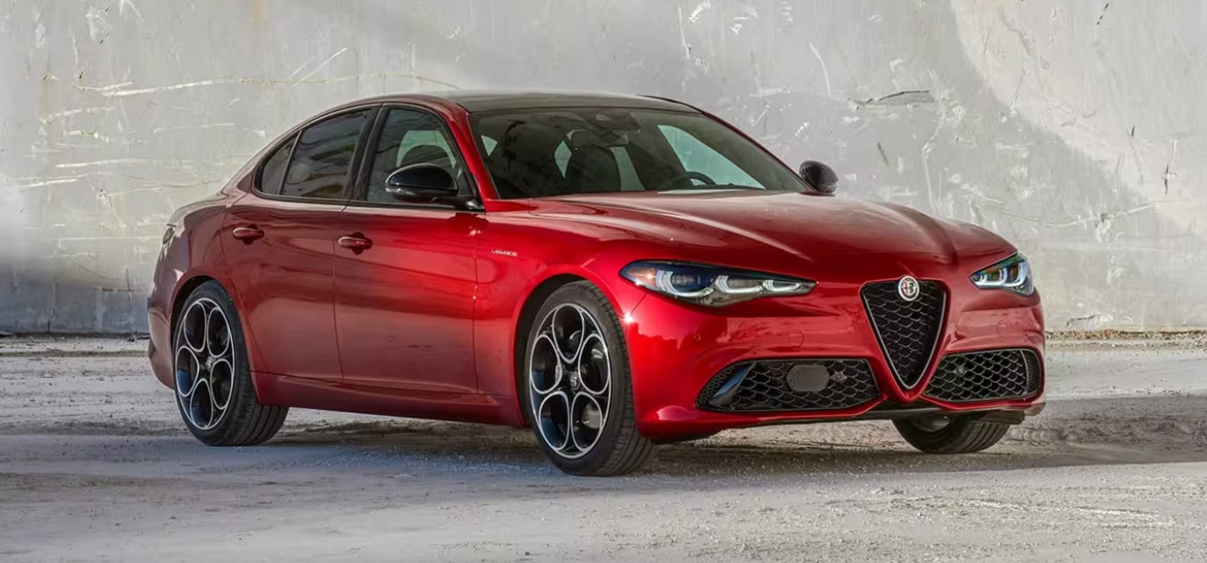 2024 Alfa Romeo Giulia | Alfa Romeo Dealers Near Me