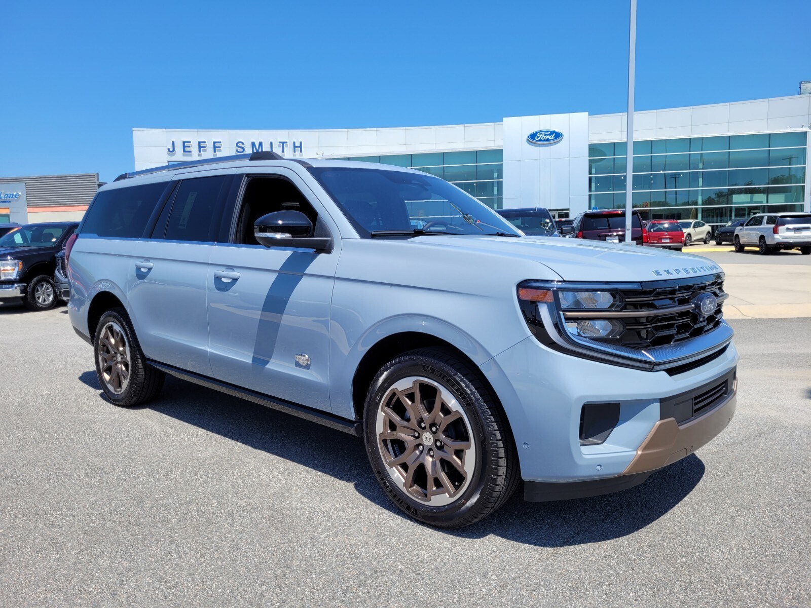 New Ford and Used Car Dealer Serving Byron | Jeff Smith Ford