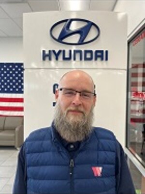 Meet Our Team | Jeff Wyler Hyundai of Beavercreek