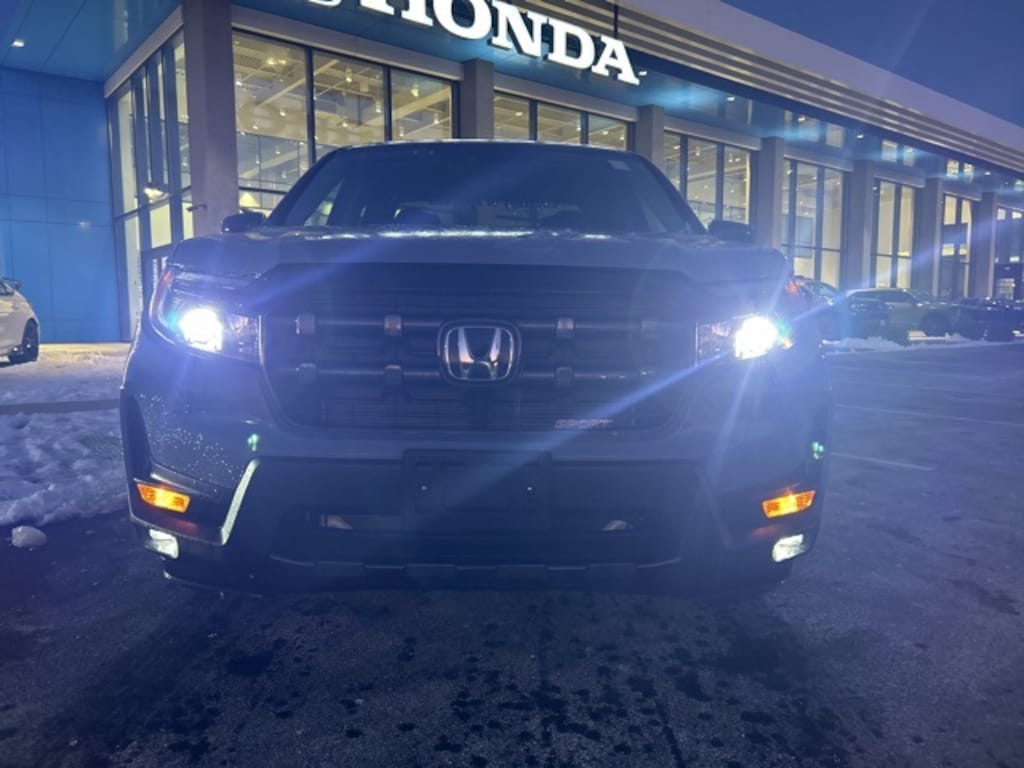 Used 2025 Honda Ridgeline For Sale at Keeler | VIN: 5FPYK3F18SB038246