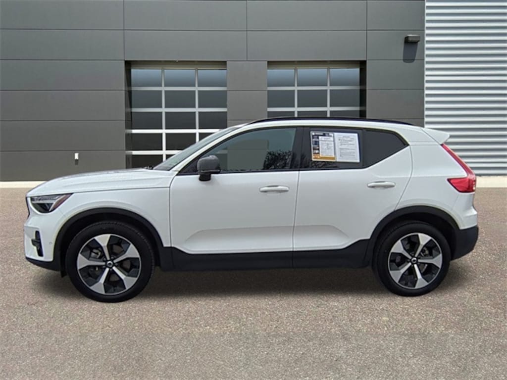 Used 2025 Volvo XC40 For Sale | Winchester VA | VIN:YV4L12UC0S2581126