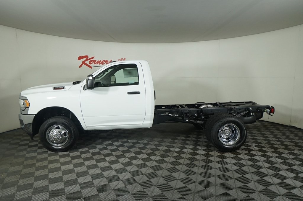 Stock#240272 New 2024 Ram 3500 Chassis Truck Regular Cab ...