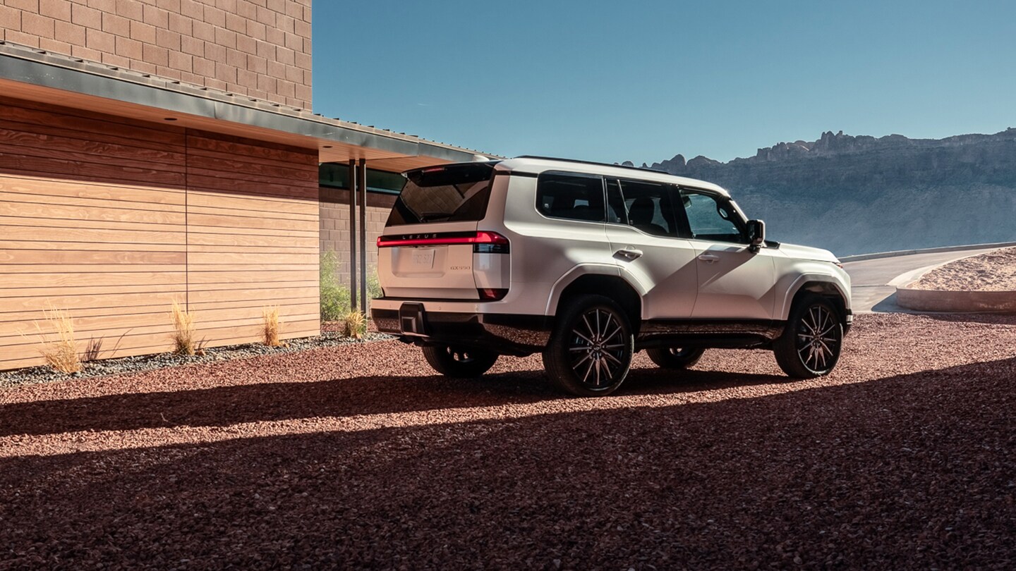 2026 Lexus GX vs. Toyota Land Cruiser | Lexus of Valencia