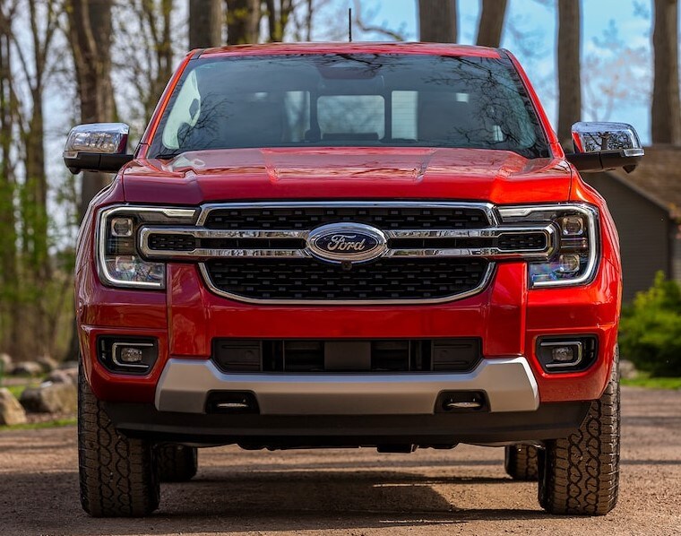 What are the Advantages of a Pickup Truck? | Landers Ford