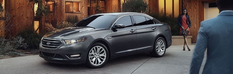 2017 Ford Taurus Review in Springfield, IL | Landmark Ford