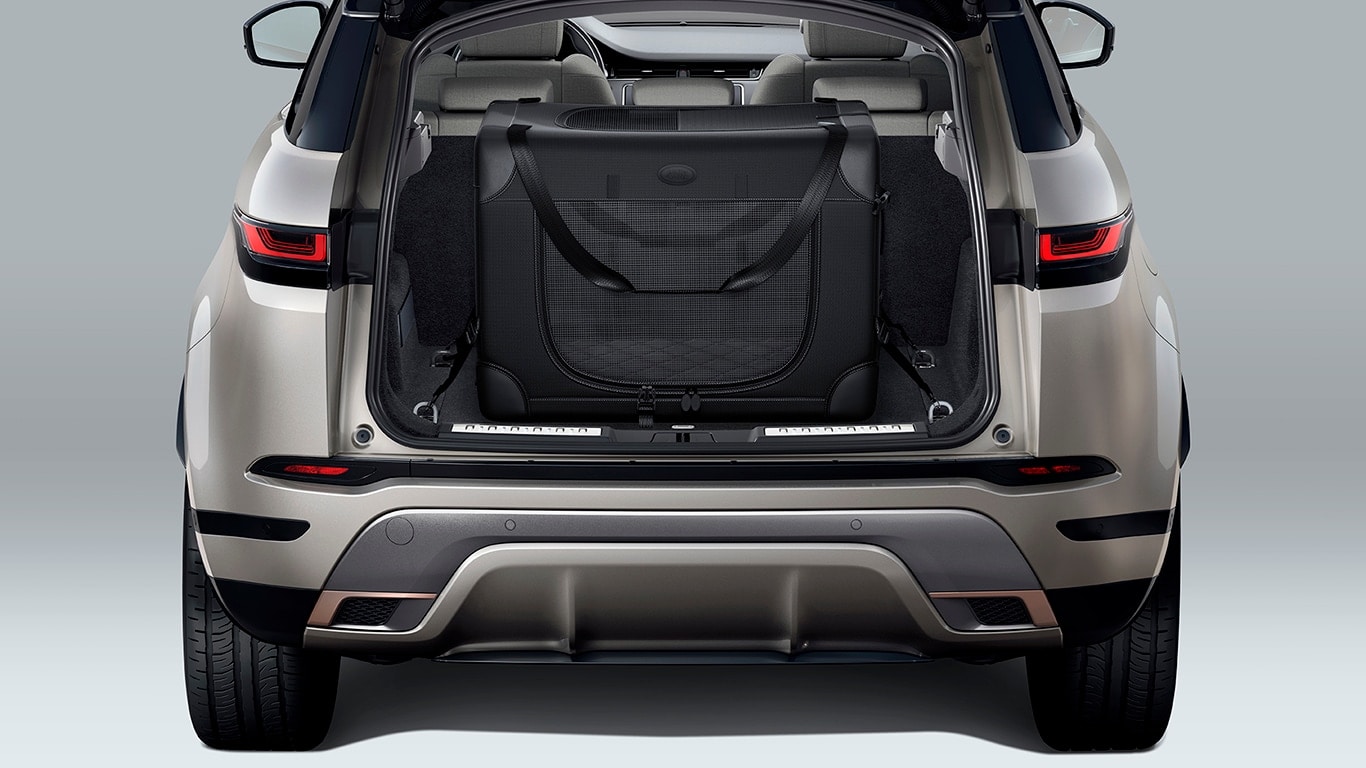 Best Range Rover Accessories for Road Tripping