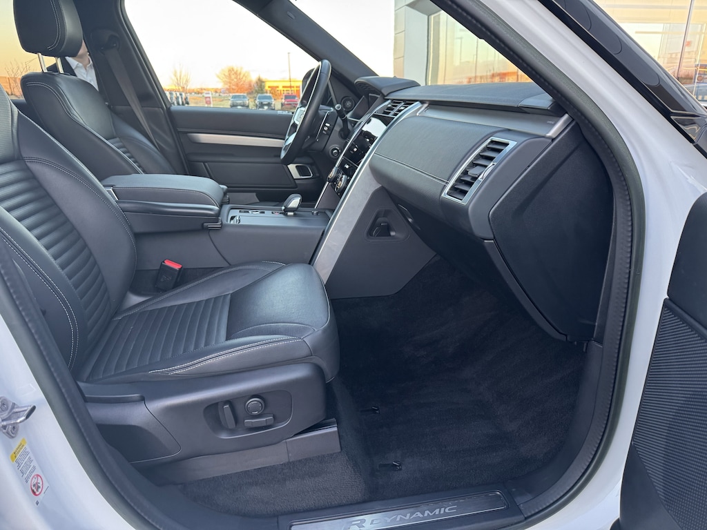 Used 2023 Land Rover Discovery For Sale at Land Rover Chesterfield ...