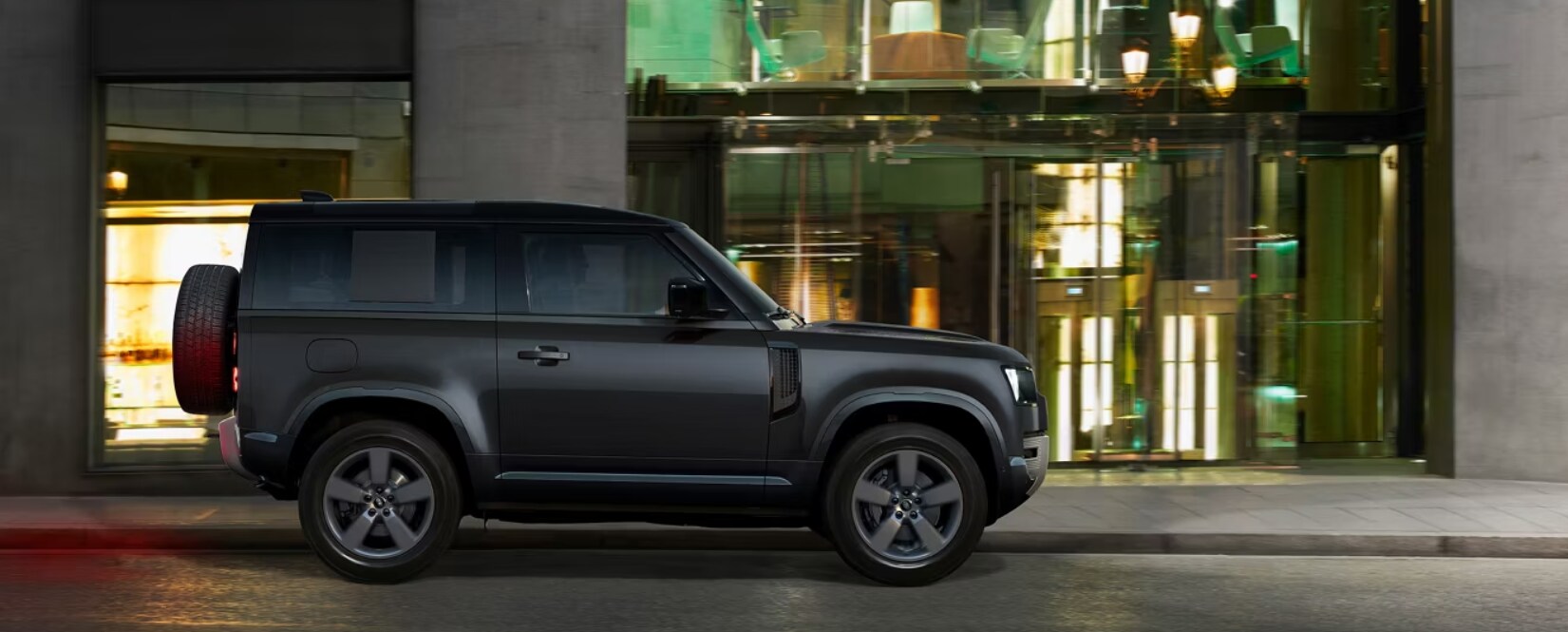 The 2025 Defender 90 | Land Rover Jacksonville