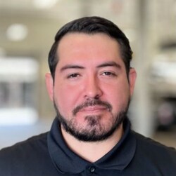 Staff | Land Rover Thousand Oaks