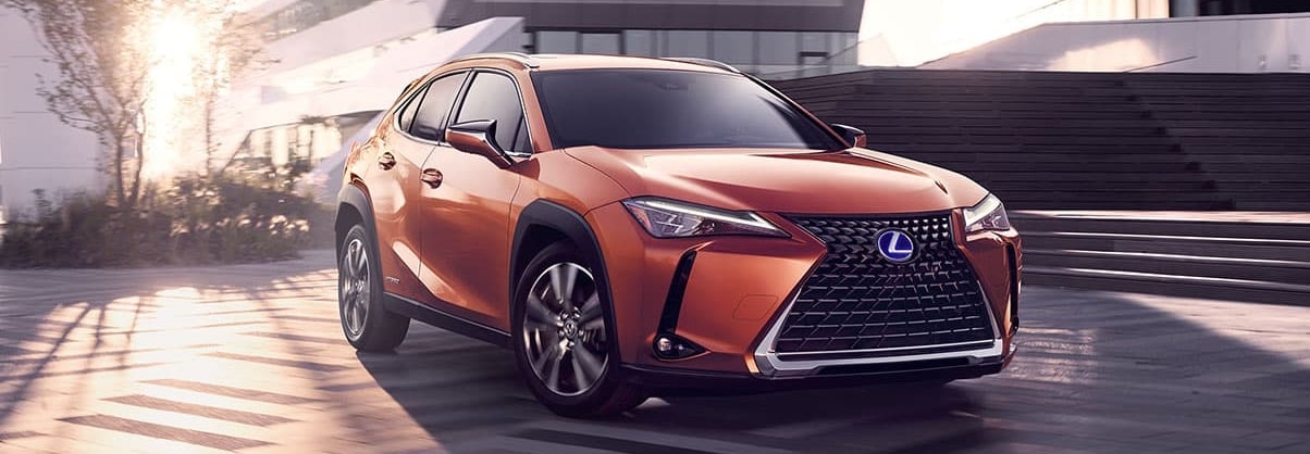 Lexus UX 250h vs. Toyota RAV4 Hybrid | Lexus of Dayton