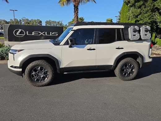 Pre-Owned Car Dealer in Fife, Washington | Visit Lexus of Tacoma At ...