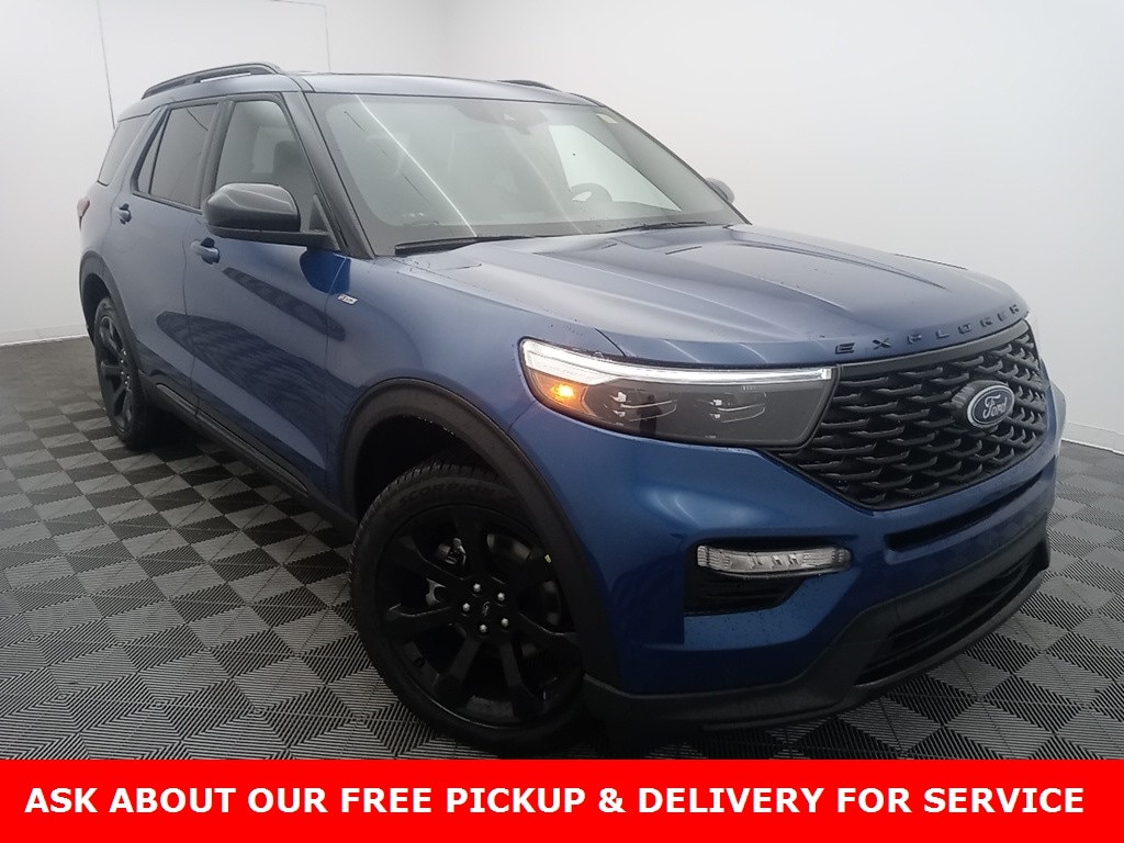 Ford Explorer 2022 Blue