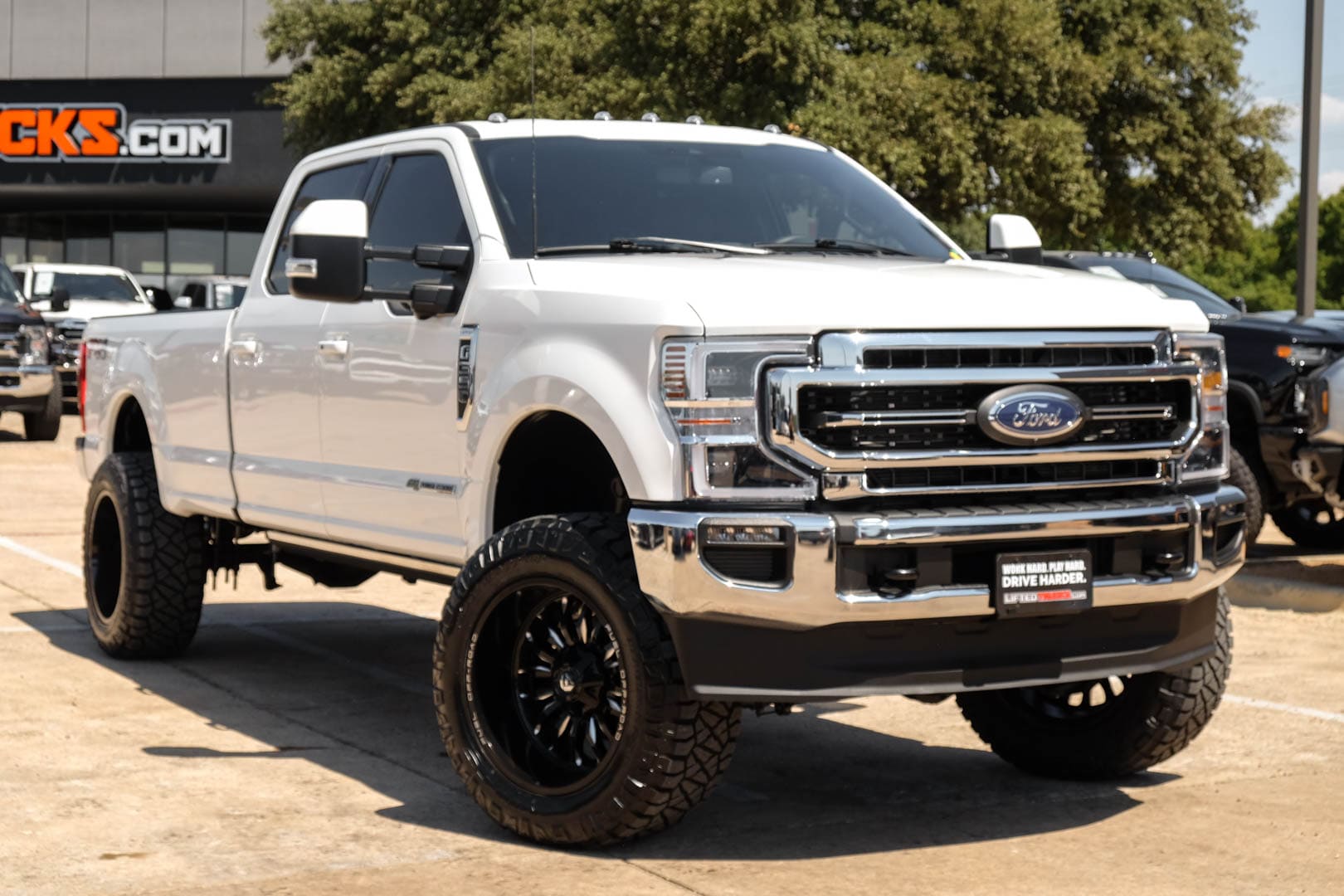 2022 F250 Platinum Lifted