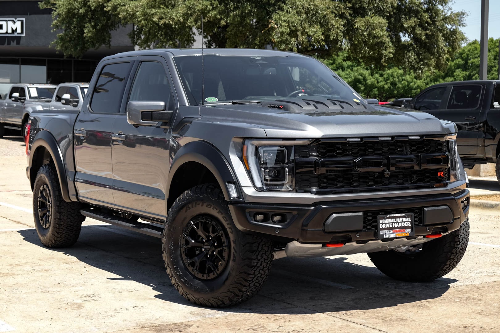 Ford F150 Raptor Lifted