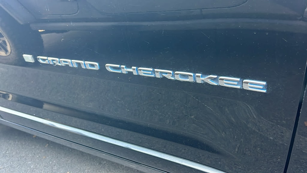 Used 2022 Jeep Grand Cherokee 4xe Overland SUV Diamond Black Crystal ...