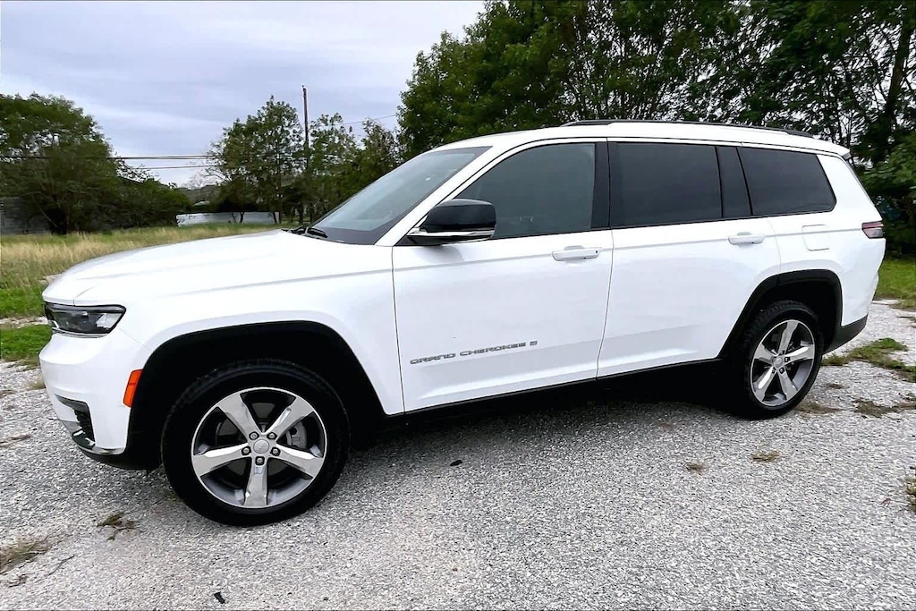 Used 2021 Jeep Grand Cherokee L Limited SUV Bright White For Sale in ...