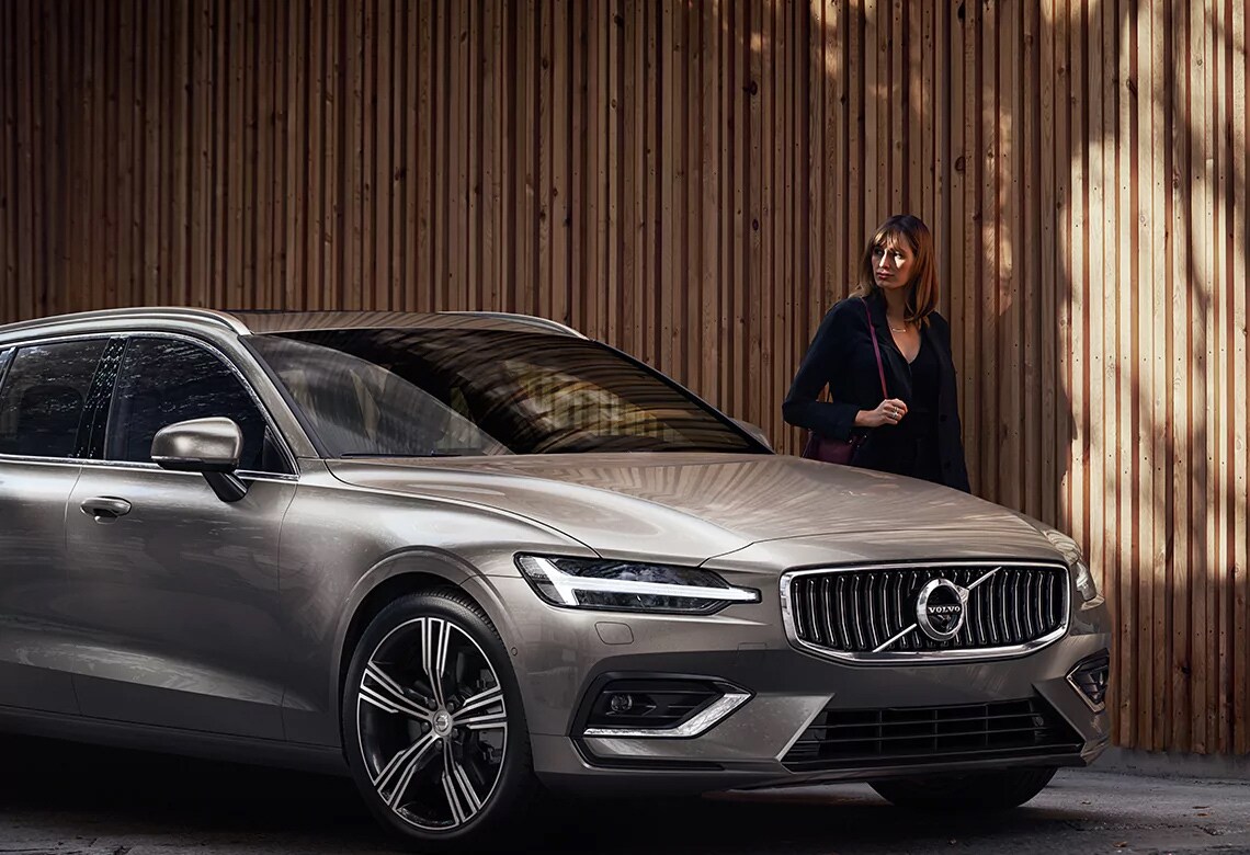 2019 Volvo V60 Wagon | Lovering Volvo Nashua | Nashua, NH