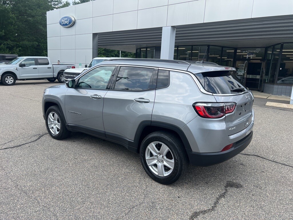 Used 2022 Jeep Compass Latitude in Billet Silver Metallic Clearcoat ...