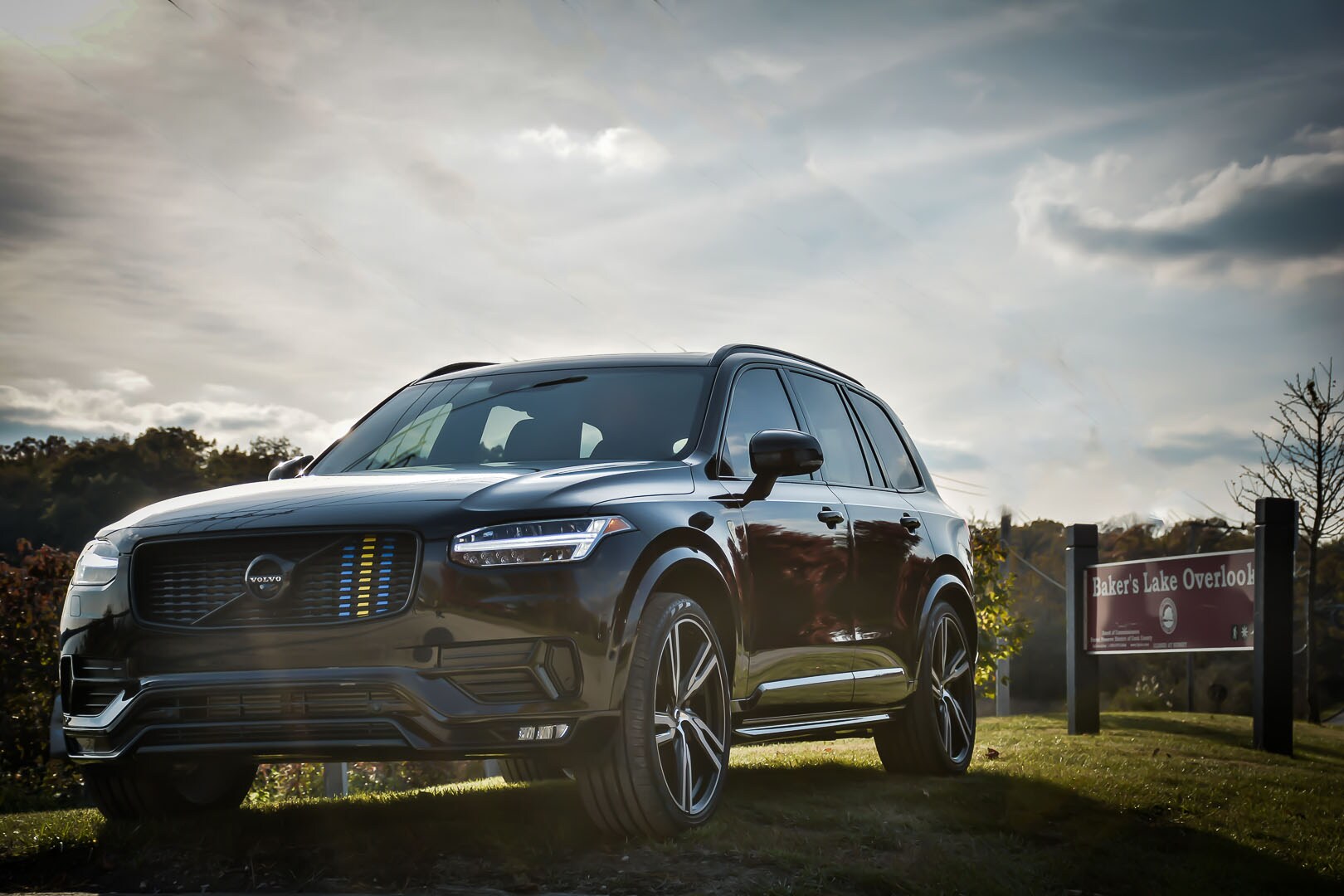 VOLVO Midnight Edition : 클리앙