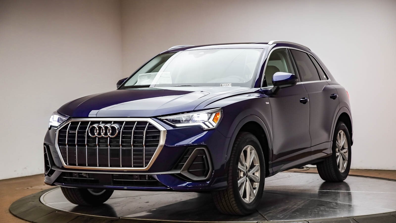 Audi q3 s line automatic store