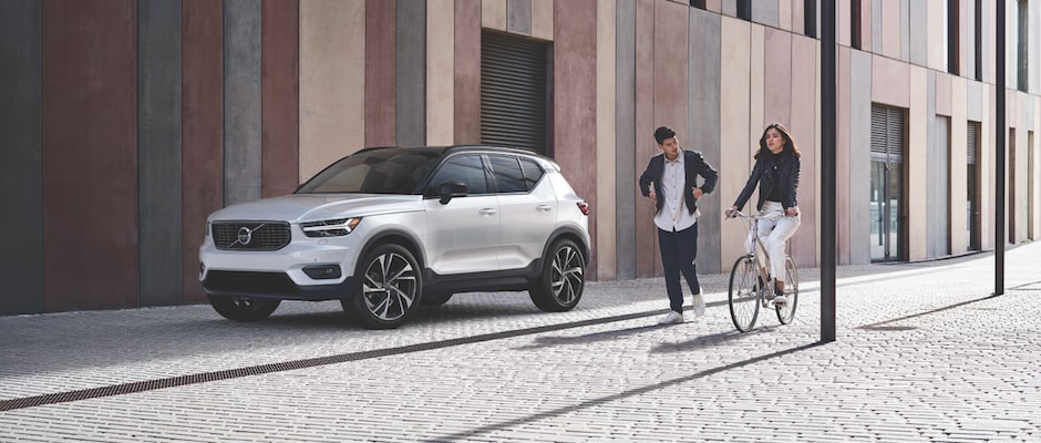 2023 Volvo XC40 Configurations | Core vs. Plus vs. Ultimate