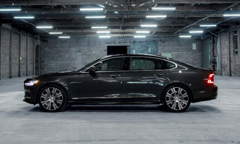 2022 Volvo S60 vs. S90 Comparison | Features & Specs in Moline, IL