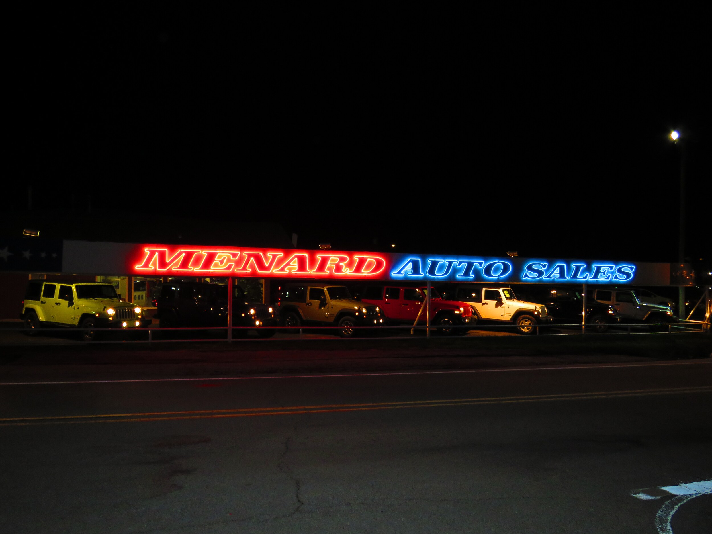 Menard Auto Sales | New and Used CDJR | Ruma, IL