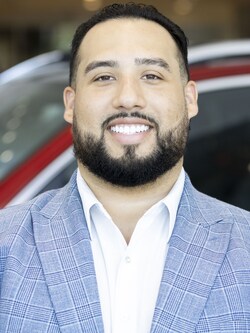 Mercedes-Benz Dealership Staff | Mercedes-Benz of Fort Lauderdale