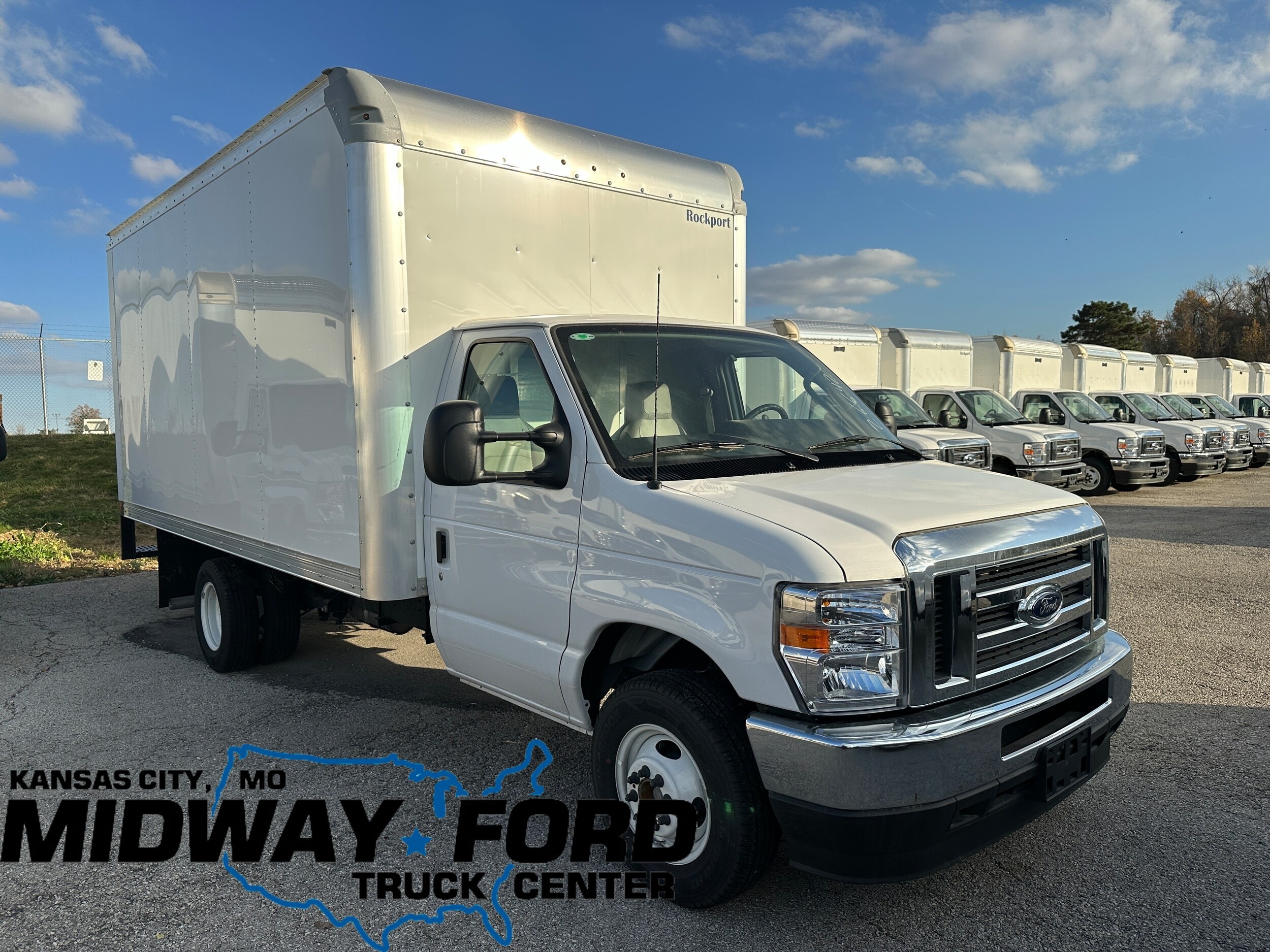 Midway Ford Truck Center | Ford Dealership in Kansas City MO