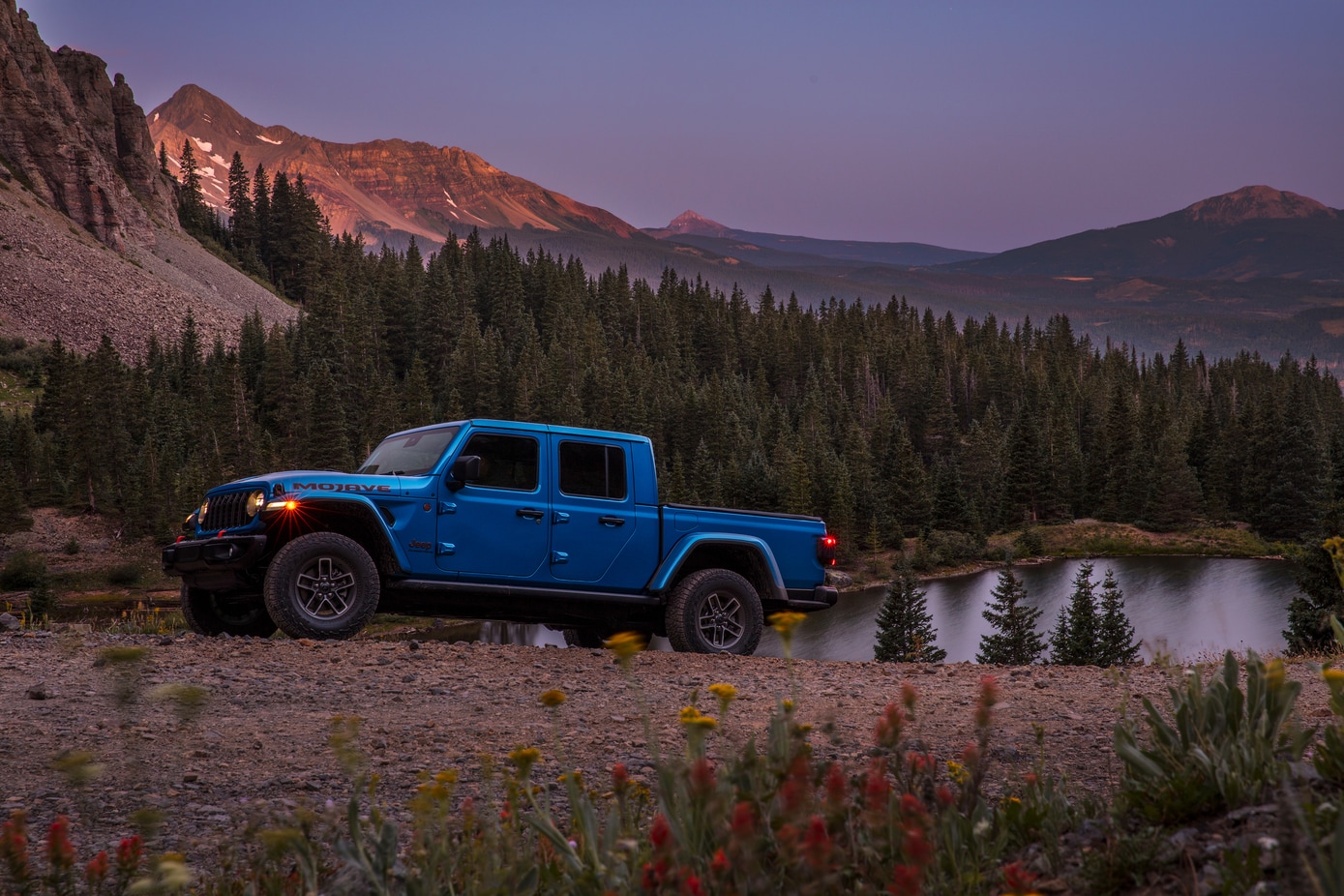 New Jeep Gladiator Trucks | Mike Anderson CDJR in Marion