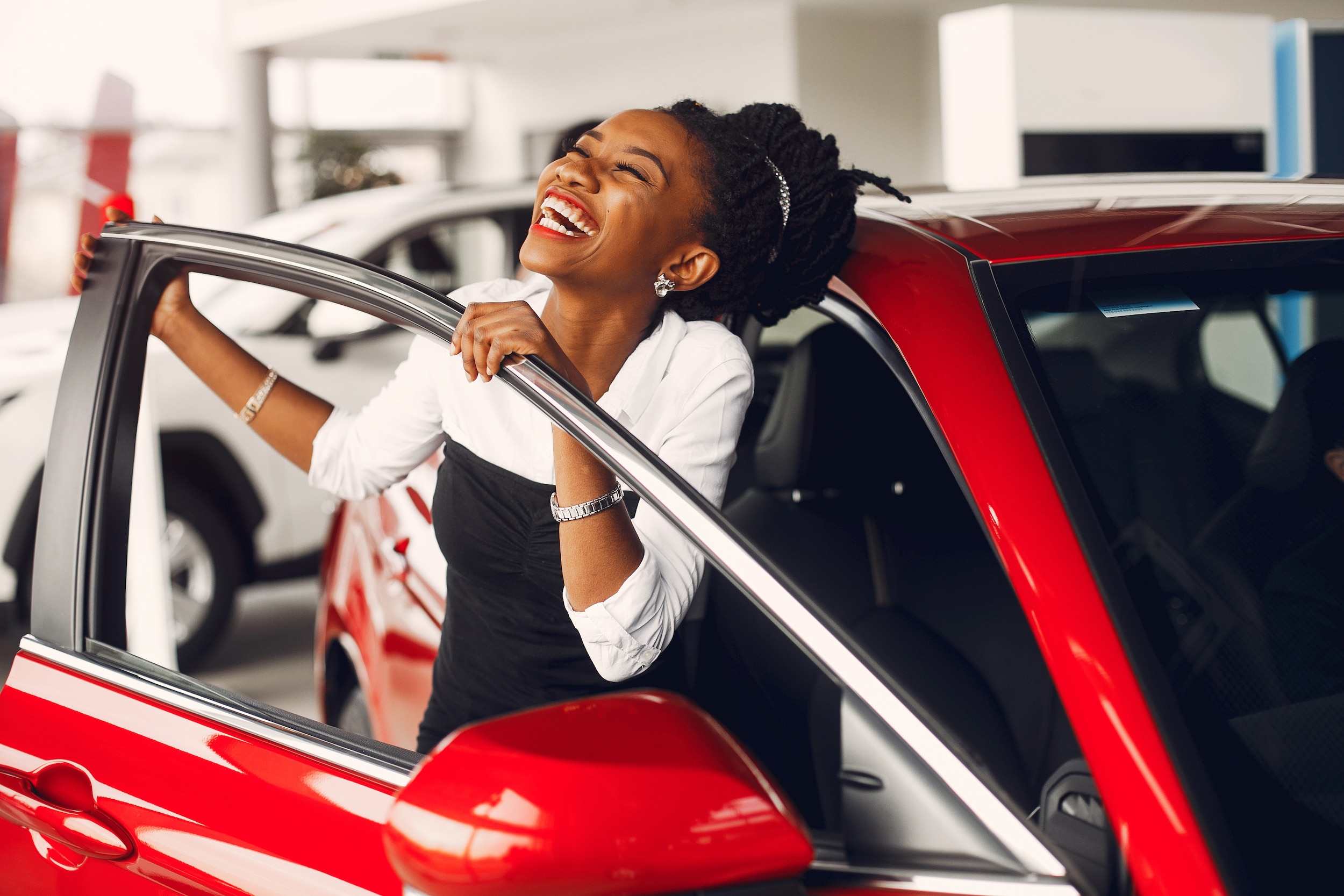 Top 10 Reasons to Buy a Used Car Instead of New | MileOne Autogroup