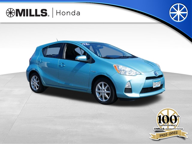 Toyota Prius C 2022 Blue