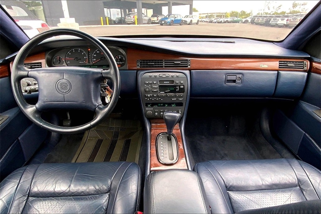 2002 Cadillac Seville Sts Interior