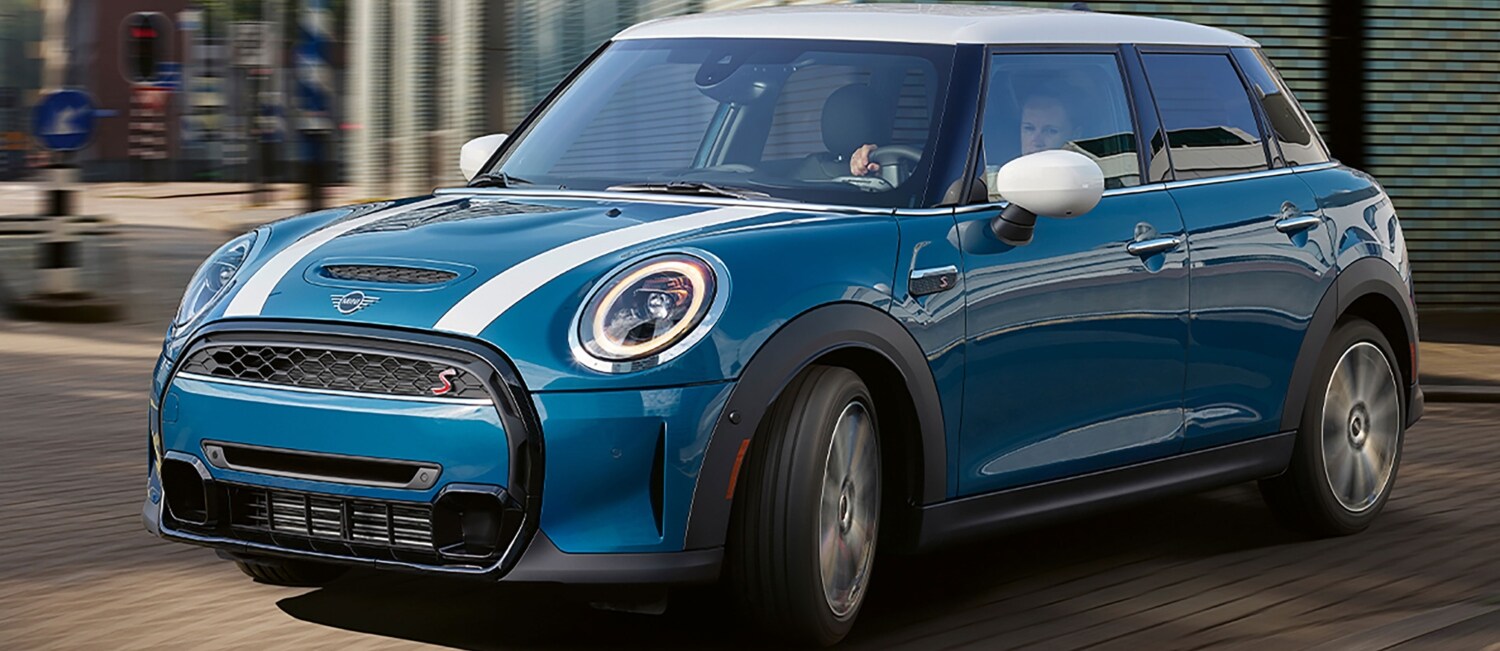 New 2025 MINI Cooper Hardtop 4 Door Hatchbacks | MINI of Monrovia
