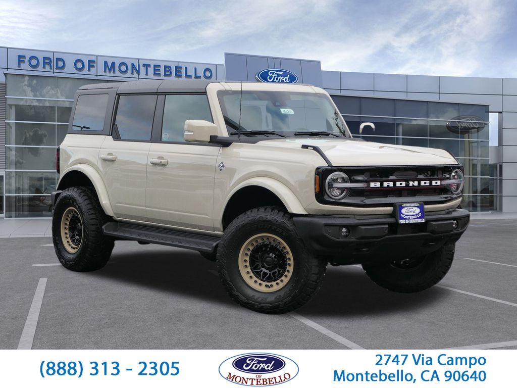 New 2025 Ford Bronco Outer Banks near Montebello | Ford of Montebello