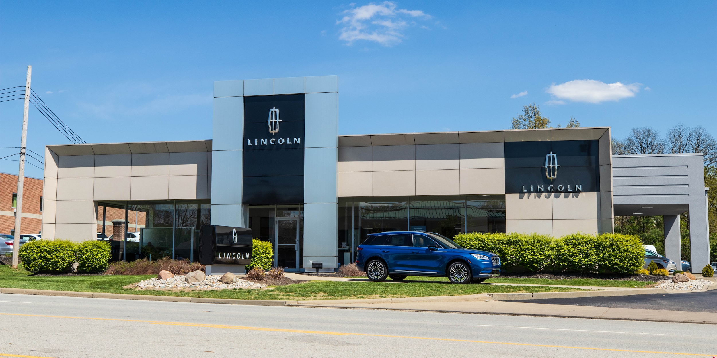 Cincinnati Lincoln Dealer | About Lincoln of Cincinnati