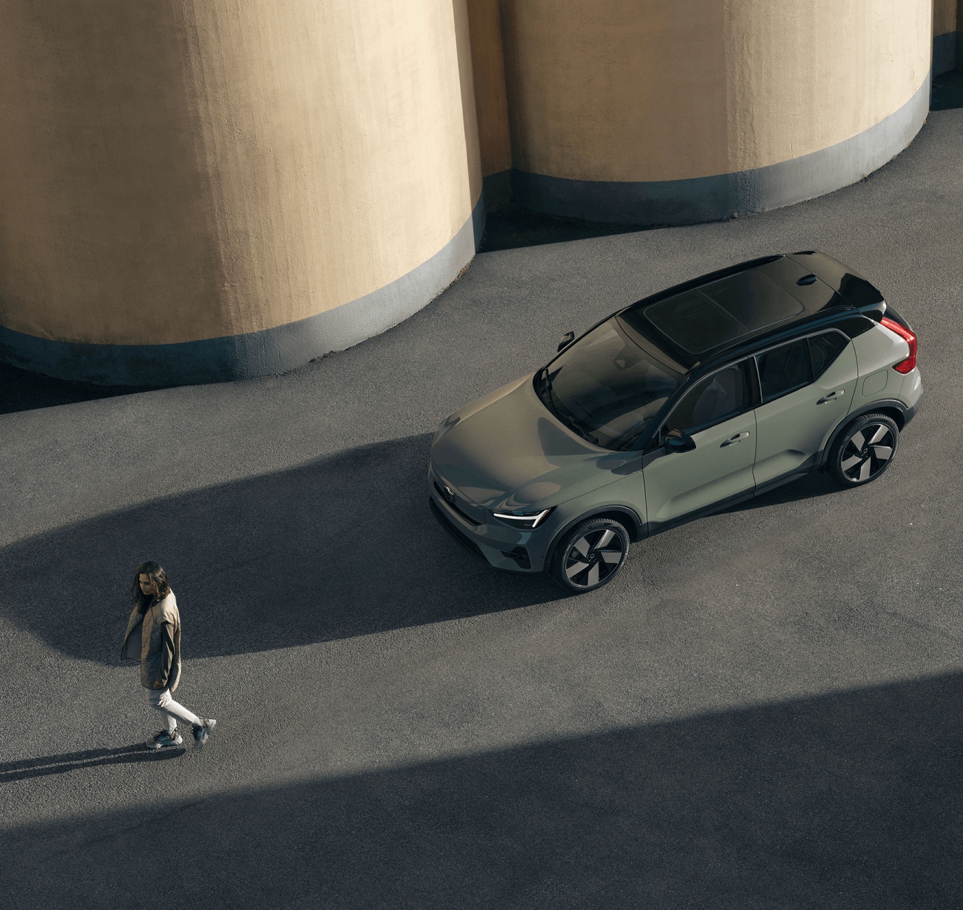 Tesla Model 3 Vs. Volvo XC40 Recharge: All Electric Comparison