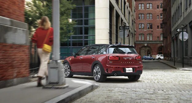 WHO OWNS MINI COOPER? | Motor City MINI