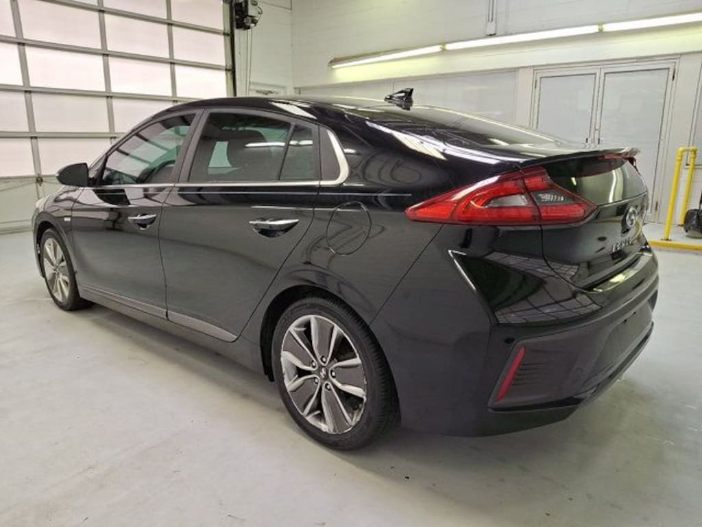Used 2017 Hyundai IONIQ Hybrid For Sale at MotorWorld | MileOne ...