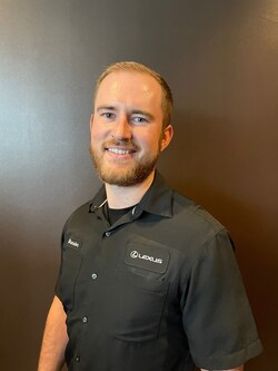 Meet Our Staff | Mungenast Automotive Reconditioning